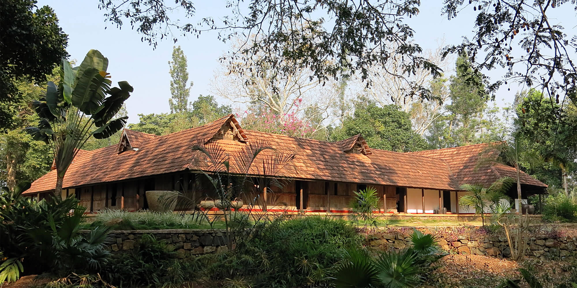Rajakkad Estate: Heritage & Nature in Dindigul | Veloso Tours